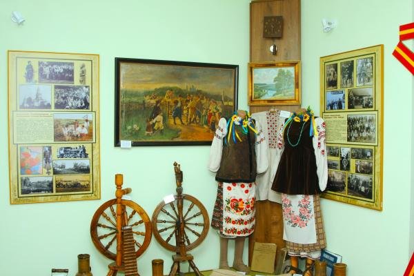 Müzeler ve sanat galerileri Историко-краеведческий музей Безлюдовского юридического лицея, Harkivska oblastı, foto