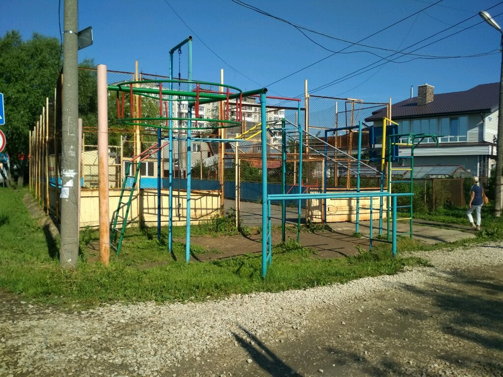 Oyun alanı Детская площадка, Perm, foto