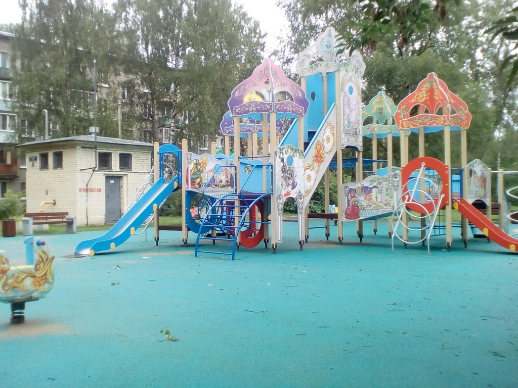 Oyun alanı Детская площадка, Saint‑Petersburg, foto