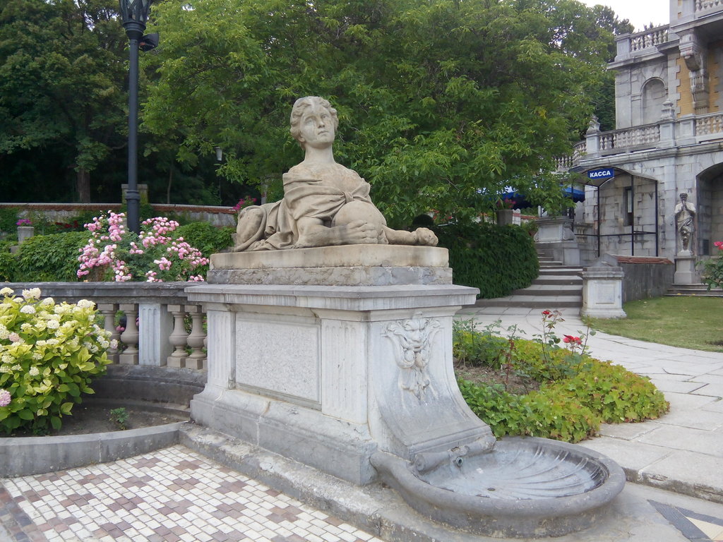 Park, sokak heykeli Сфинкс, Kırım Cumhuriyeti, foto