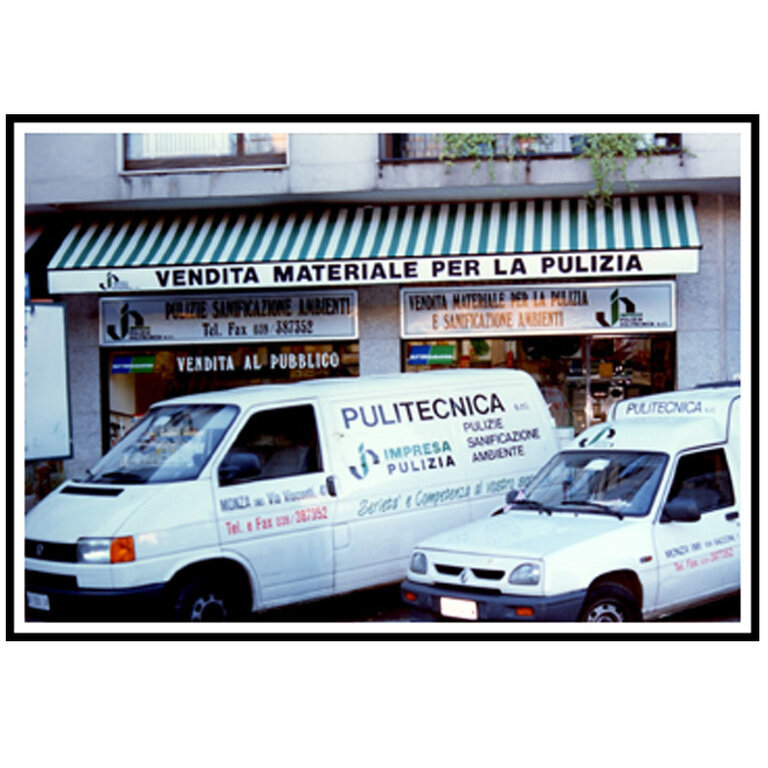 Kimyasal üretim firmaları Pulitecnica Impresa di Pulizie, Monza, foto