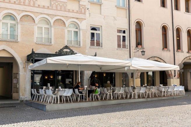 Düğün, toplantı salonu Caffè Municipio, Pordenone, foto