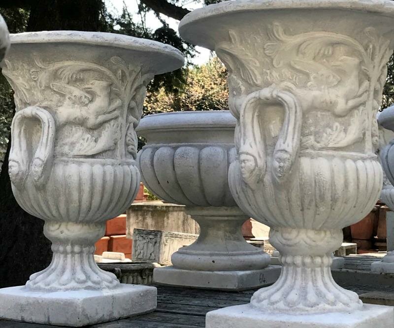 i̇nşaat malzemeleri toptan Tonazzo, Lombardiya, foto