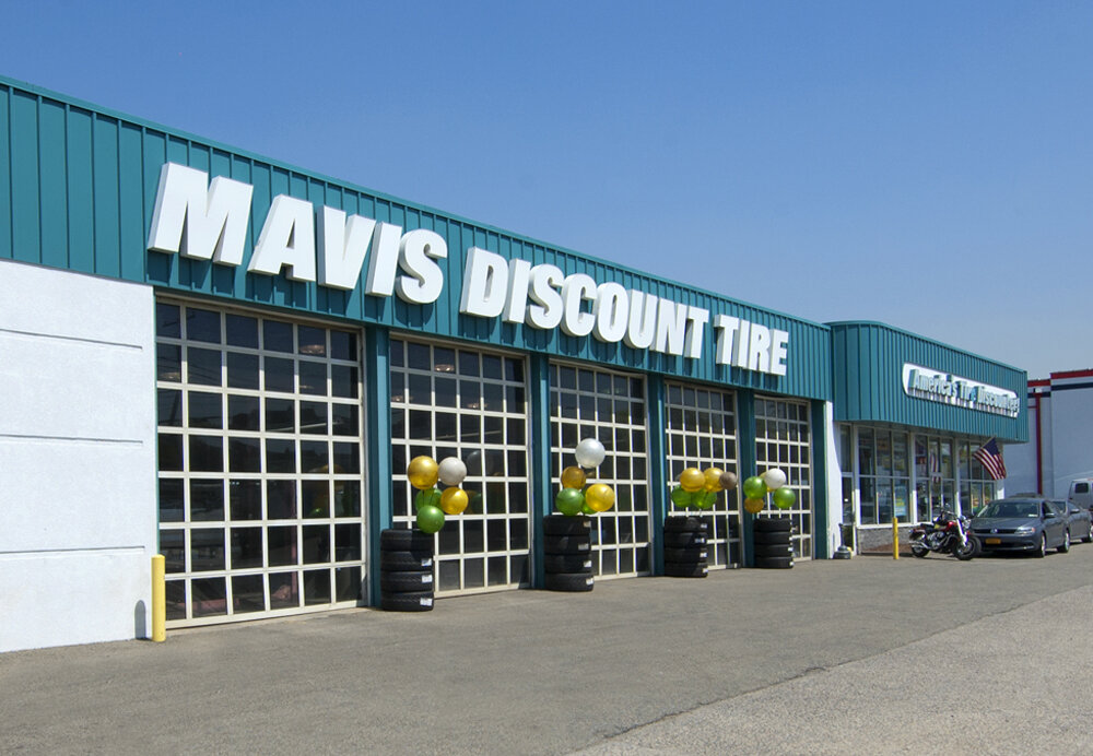 Otomobil ekspertizi Mavis Discount Tire, New York Eyaleti, foto