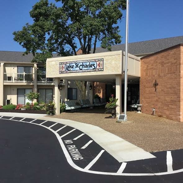 Huzurevi, bakımevi Lake St. Charles Retirement Community, Saint Charles, foto