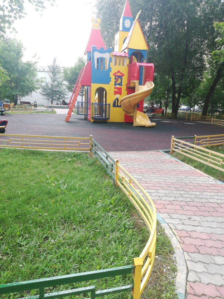 Oyun alanı Playground, Moskova, foto