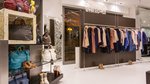 Cardiff Abbigliamento E Calzature (Lombardy, Varese, Via Manzoni Alessandro, 3), giyim mağazası  Lombardiya'dan