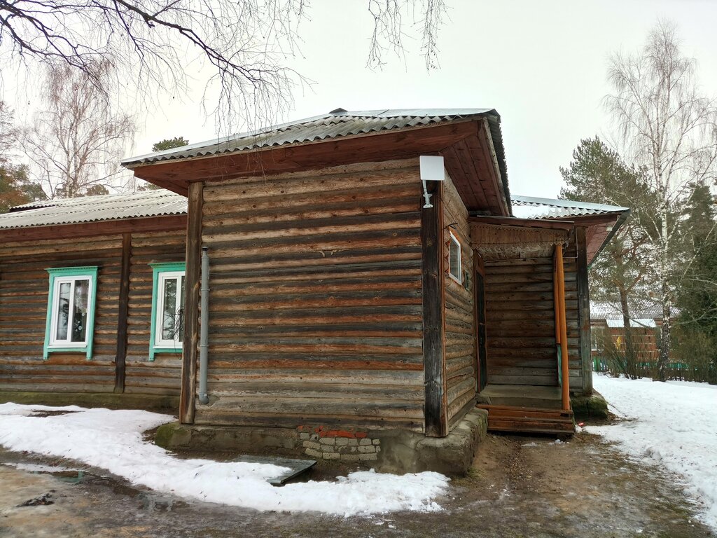 Ortaokul Divnogorskaya osnovnaya obshcheobrazovatelnaya shkola Mou, Yaroslavskaya oblastı, foto