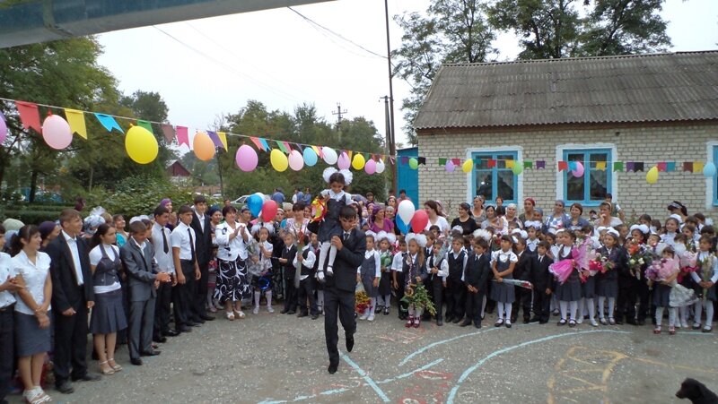 Ortaokul Shkola № 16, Srednyaya, Mou, Stavropolski krayı, foto