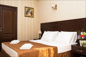 Lazurnoye okno (Aerodromnaya ulitsa No:2/6Б, Lazarevskoe Residential District), otel  Soçi'den
