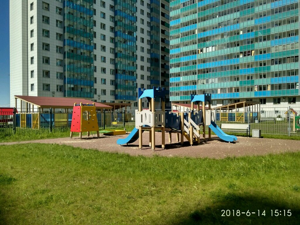 Oyun alanı Детская площадка, Saint‑Petersburg, foto