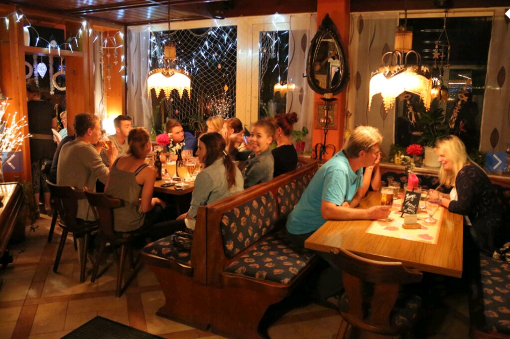 Bar Kaminstube die Kultkneipe in Bad Steben, Bavyera, foto