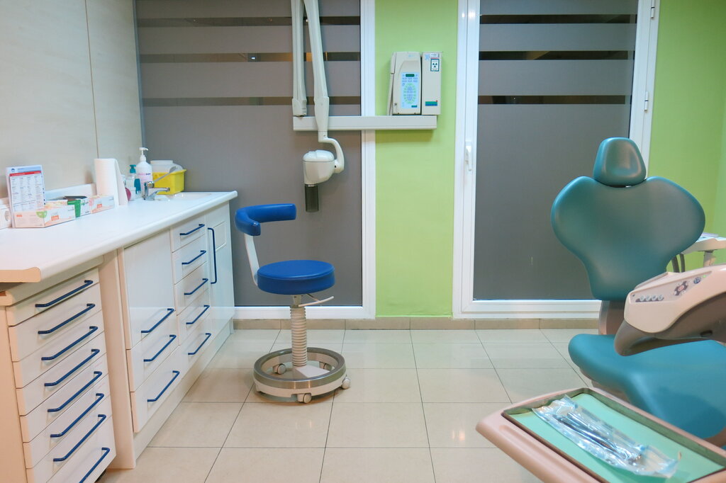 Özel ağız ve diş sağlığı klinikleri ve muayenehaneleri Dentist Vendrell, Katalonya, foto