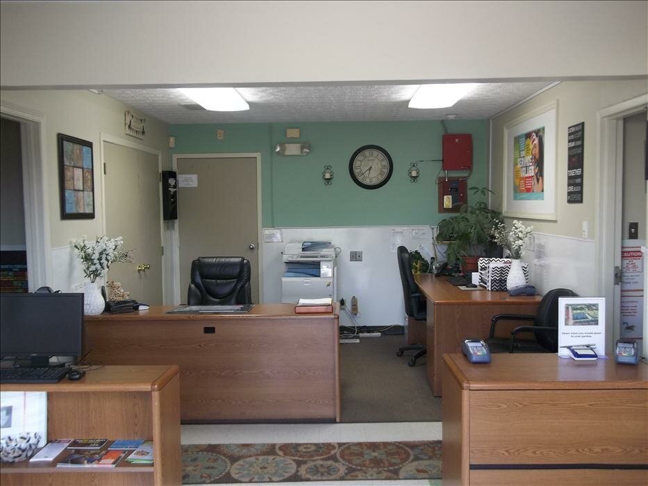 Ortaokul West Broad KinderCare, Columbus, foto