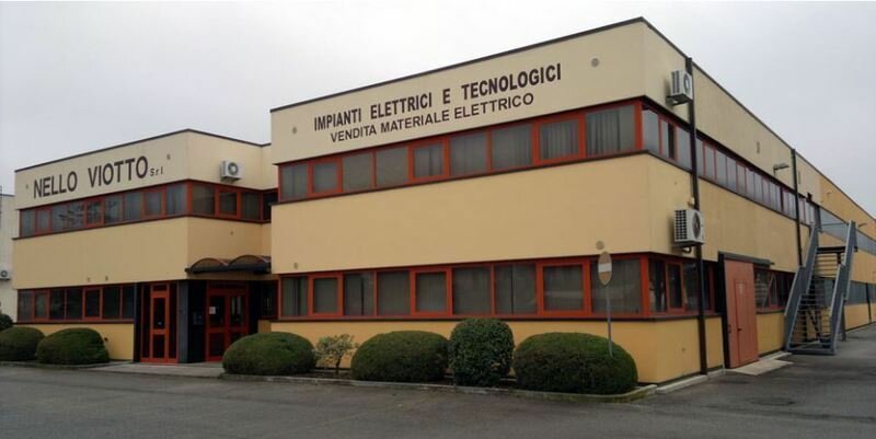 Elektroteknik ürün ve ekipman firmaları Nello Viotto, Dünya, foto