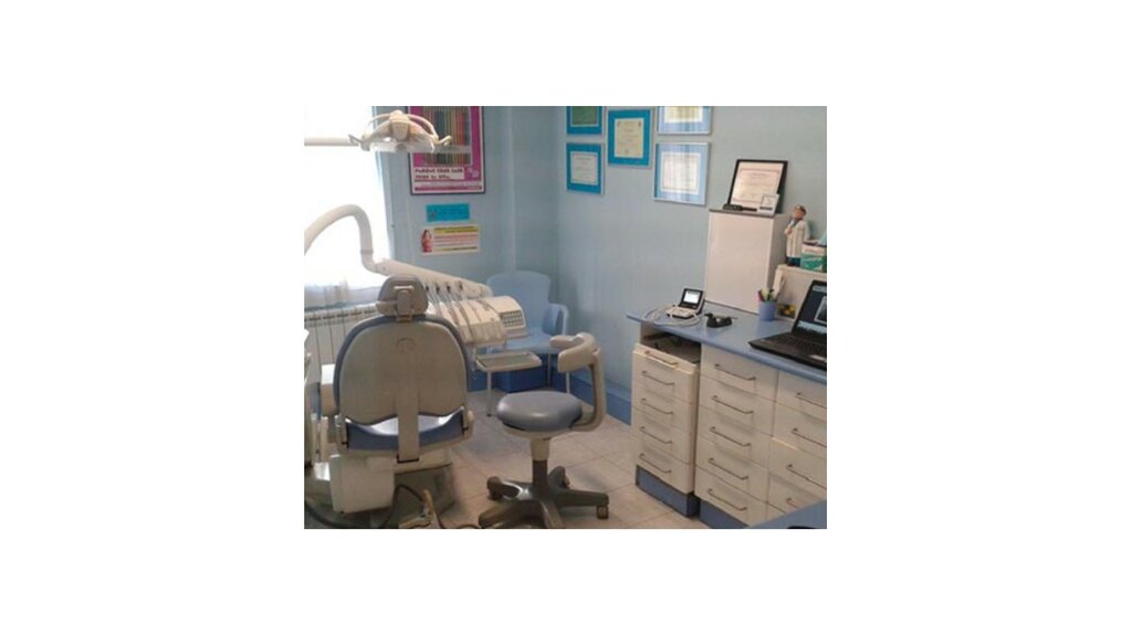 Özel ağız ve diş sağlığı klinikleri ve muayenehaneleri Clínica Dental Delgado Y Díaz, A Coruña, foto