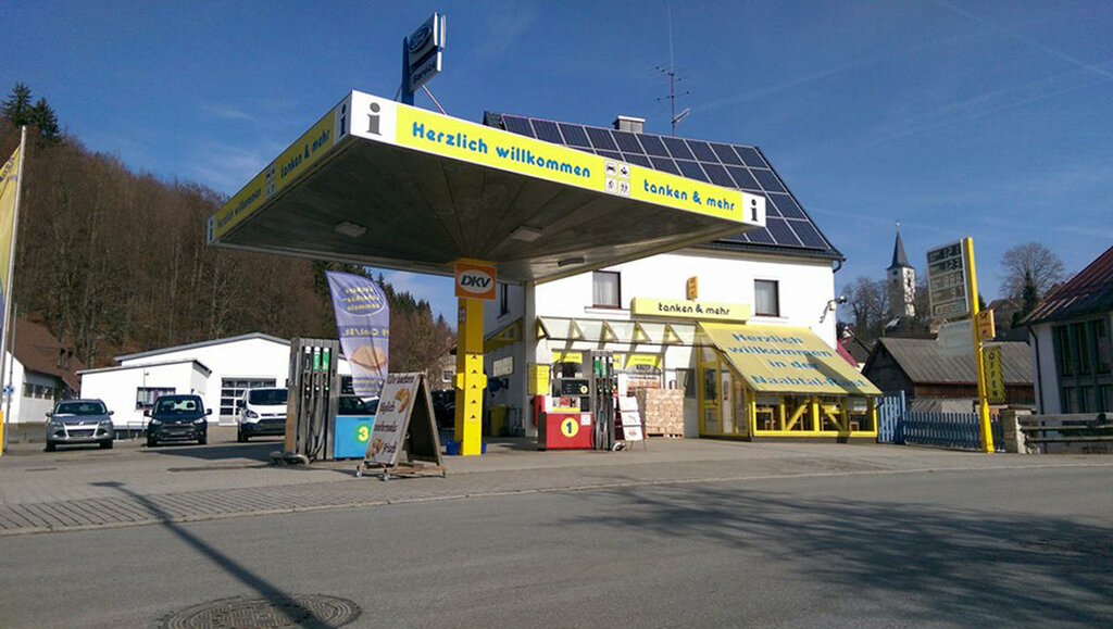 Otogaz dolum istasyonu Tanken & Mehr, Bavyera, foto