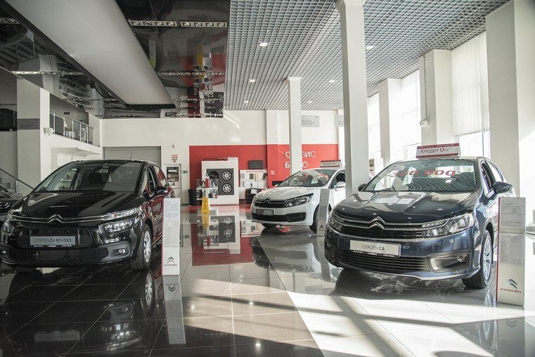 Otomobil satış galerileri Sitroyen tsentr, Tambov, foto