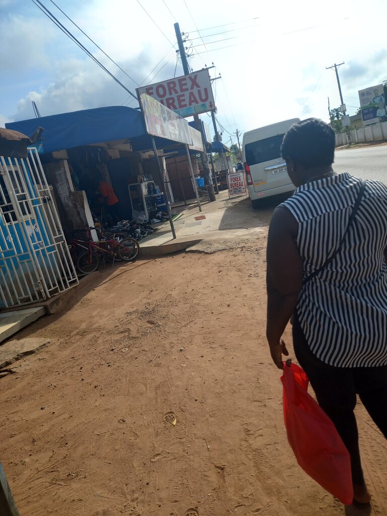 Giyim mağazası Joeplus Collections, Dünya, foto