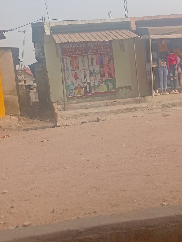 Giyim mağazası Miracle Designs, Dünya, foto