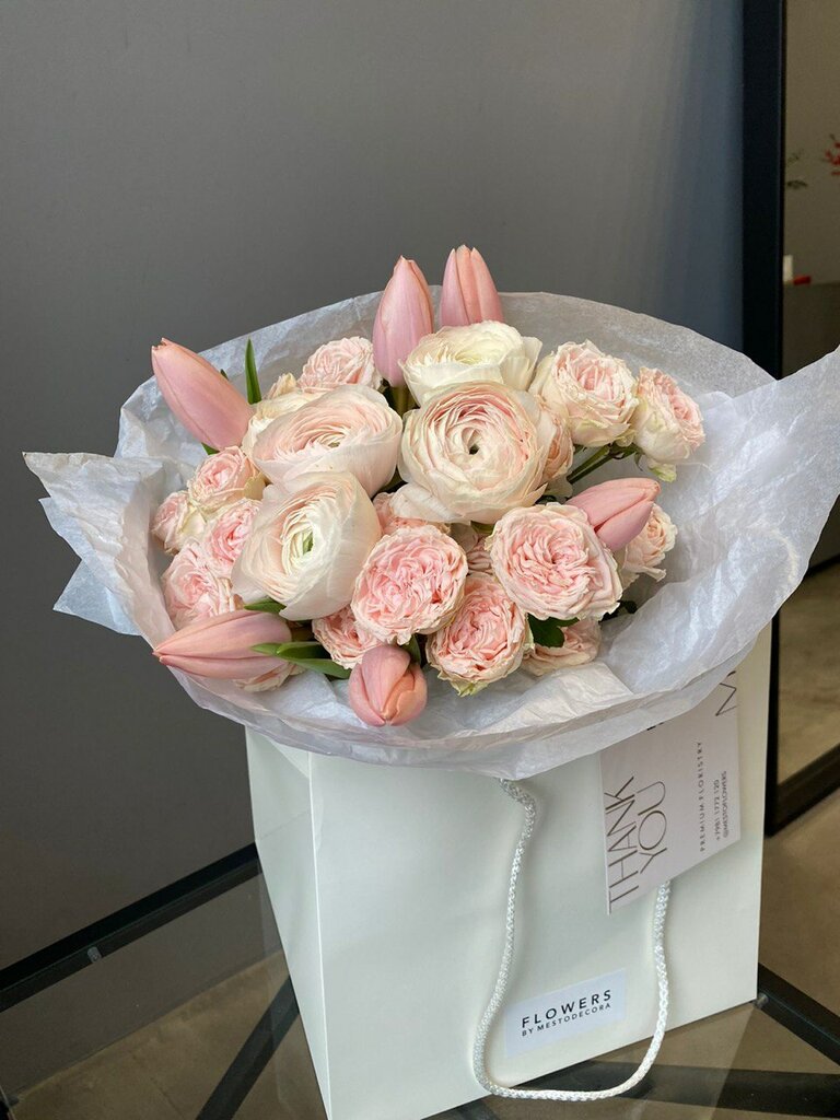 Çiçek teslimatı Flowers by Mestodecora, Saint‑Petersburg, foto