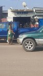 Ets Barro (Brazzaville, Commune de Ouenzé, Kikouimba Rue), oto aksesuarları  Brazzaville'den