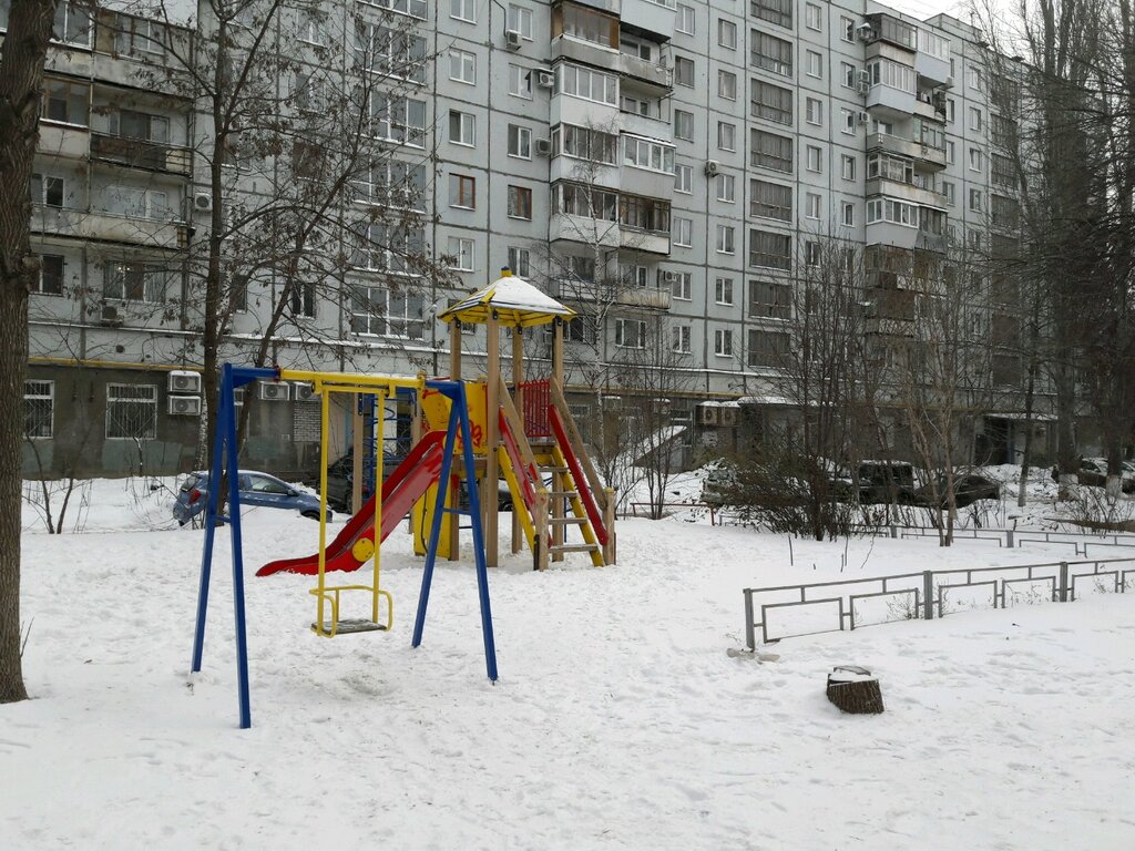 Oyun alanı Детская площадка, Samara, foto