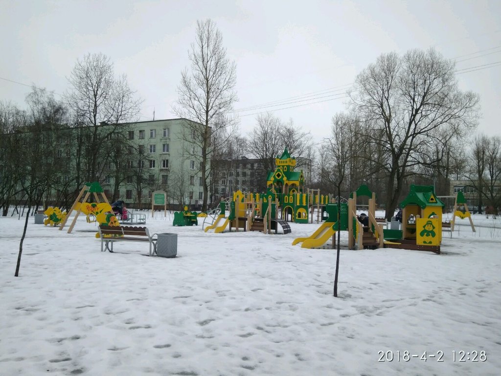 Oyun alanı Playground, Saint‑Petersburg, foto