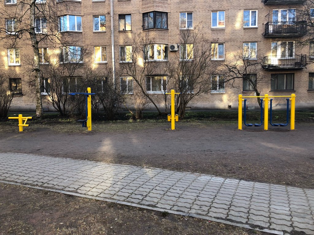 Spor alanı Футбольное поле, Saint‑Petersburg, foto