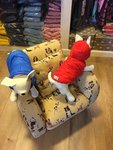 Urban Dog Petshop (Emilia-Romagna, Modena, Piazzetta dei Donatori di Sangue, 1), hayvancılık  Bologna'dan