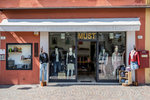 Must La Tua Seconda Pelle (Trentino-Alto Adige, Trento, Riva del Garda, Via Gazzoletti, 16), giyim mağazası  Trentino‑Alto Adige'den
