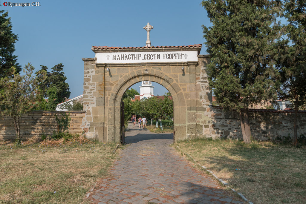 Manastır Pomorie Monastery, Pomorye, foto