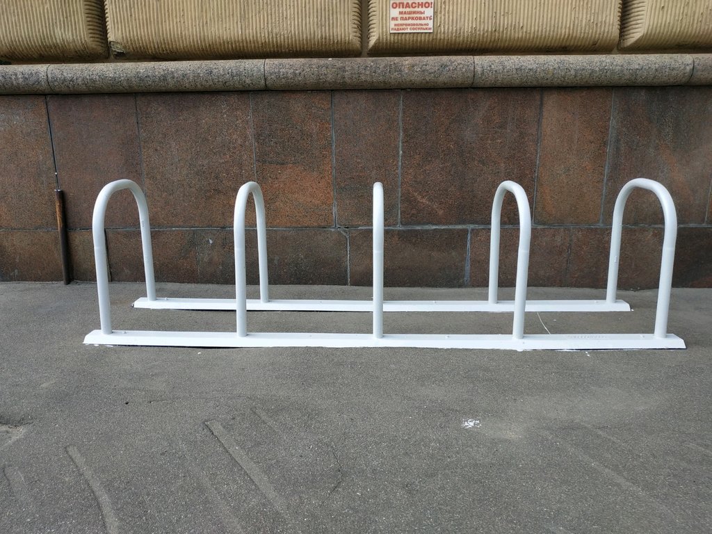 Bisiklet park yerleri Velosipednaya parkovka № 23002 Obshchezhitiye aspirantov Ran, Moskova, foto