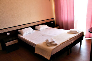 Глория (Limannaya ulitsa No:2/3, posyolok Peresyp), otel  Krasnodarski krayından