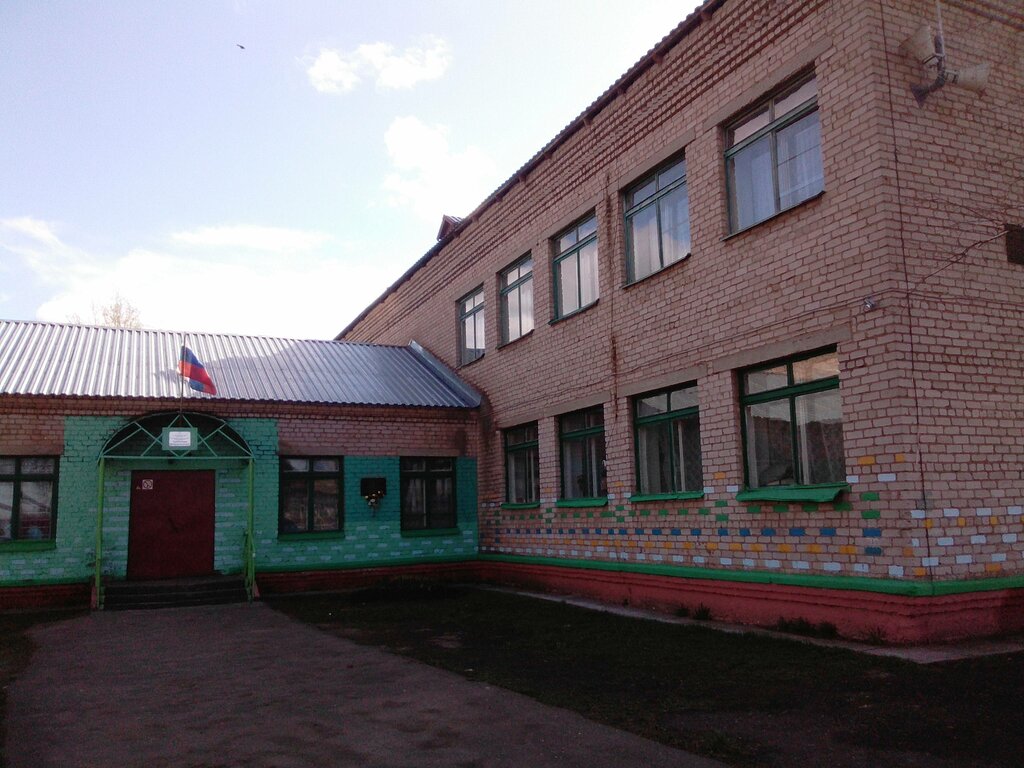 Ortaokul Саметская основная общеобразовательная школа, Kostromskaya oblastı, foto