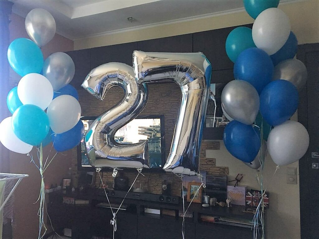 Kutlama ürünleri Sharovichkof, Saint‑Petersburg, foto