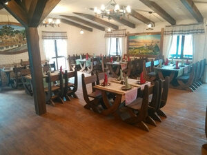 Restoran Khutorok Tary-Bary (Tbilisskaya ulitsa No:1), restoran  Soçi'den