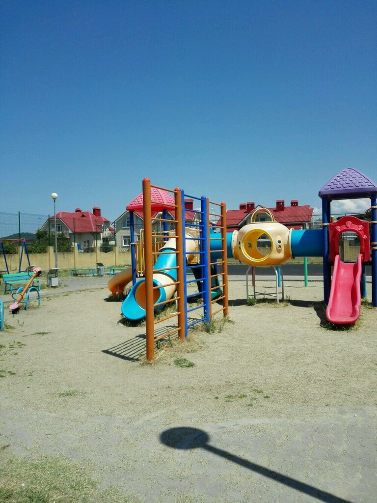 Oyun alanı Детская площадка, Krasnodarski krayı, foto
