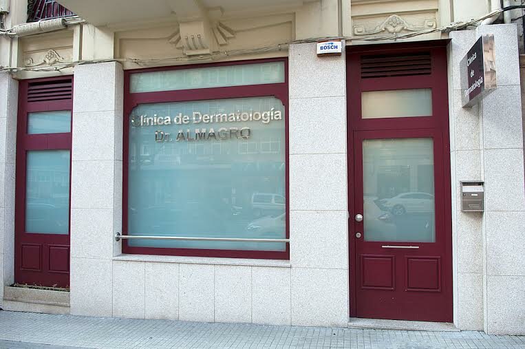 Tıp merkezleri ve klinikler Manuel Almagro Sánchez, A Coruña, foto