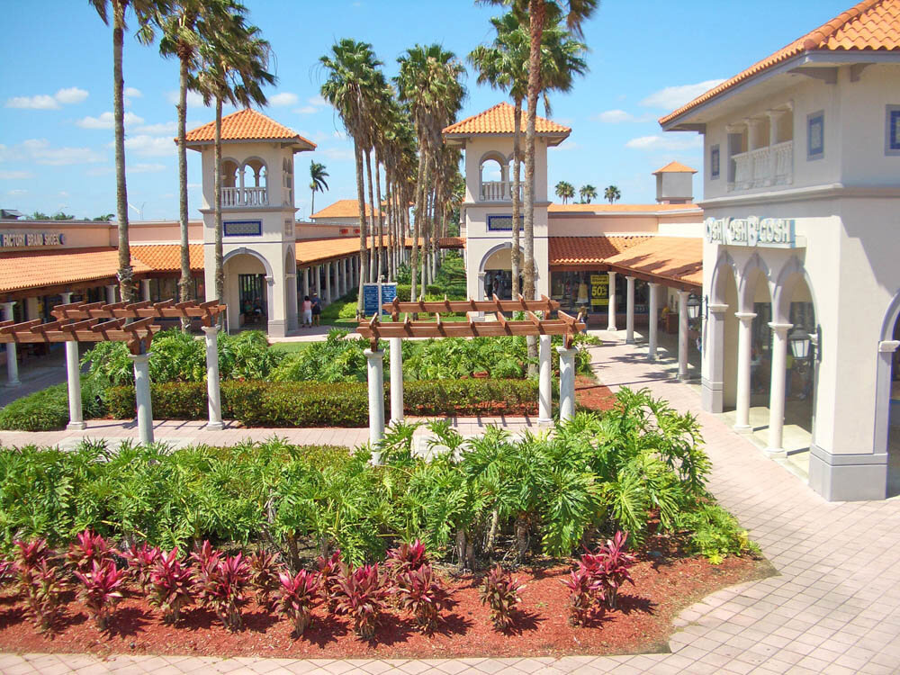 Alışveriş merkezleri Florida Keys Outlet Marketplace, Florida City, foto