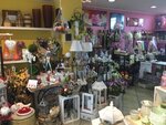 Ardenghi Paola Fiori e Piante (Lombardy, Provincia di Varese, Arcisate, Piazza San Vittore, 22), çiçek teslimatı  Lombardiya'dan