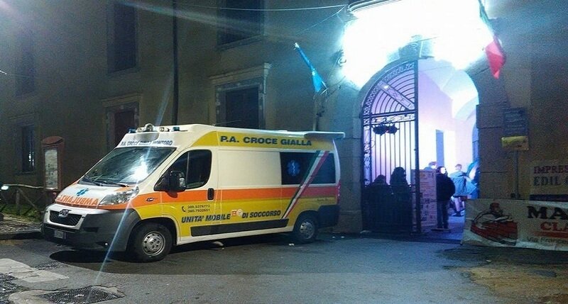 Aile sağlığı merkezi Croce Gialla -Ambulanza Privata, Campania, foto