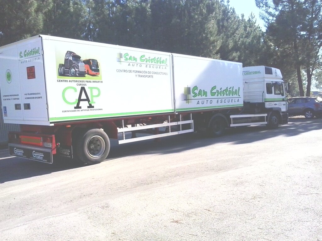 Sürücü kursları Autoescuela San Cristóbal, Ourense, foto