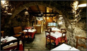 La Chimera Ristorante - Pizzeria (Via Volta Buia No:55, Viterbo), restoran  Viterbo'dan