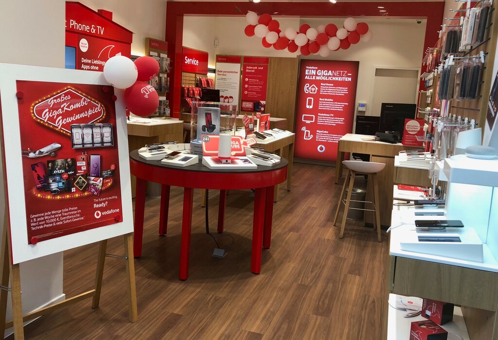 Cep telefonu ve aksesuarları satış mağazaları Vodafone Shop, Bayreuth, foto