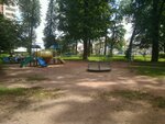 Playground (Minsk, Liuteranski Square), oyun alanı  Minsk'ten