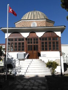 Tire Necip Paşa Kütüphanesi (İzmir, Tire, İbnimelek Cad., 20), kütüphaneler  Tire'den
