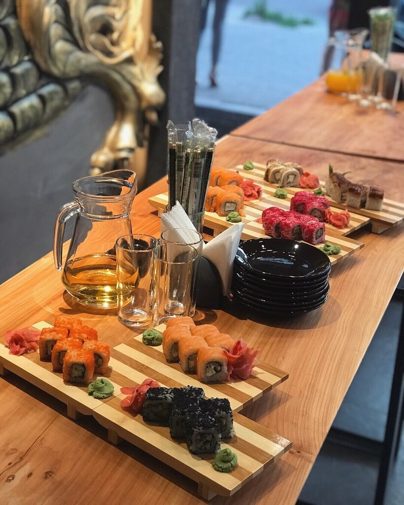 Suşi ve asya ürünleri Суши в дом, Voronej, foto