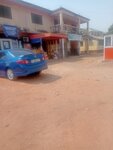 Asante charles (Botwe Street No:45), eczaneler  Akra'dan
