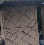 In God We trust (Nii Kofi Akrashie Road No:27), market  Akra'dan